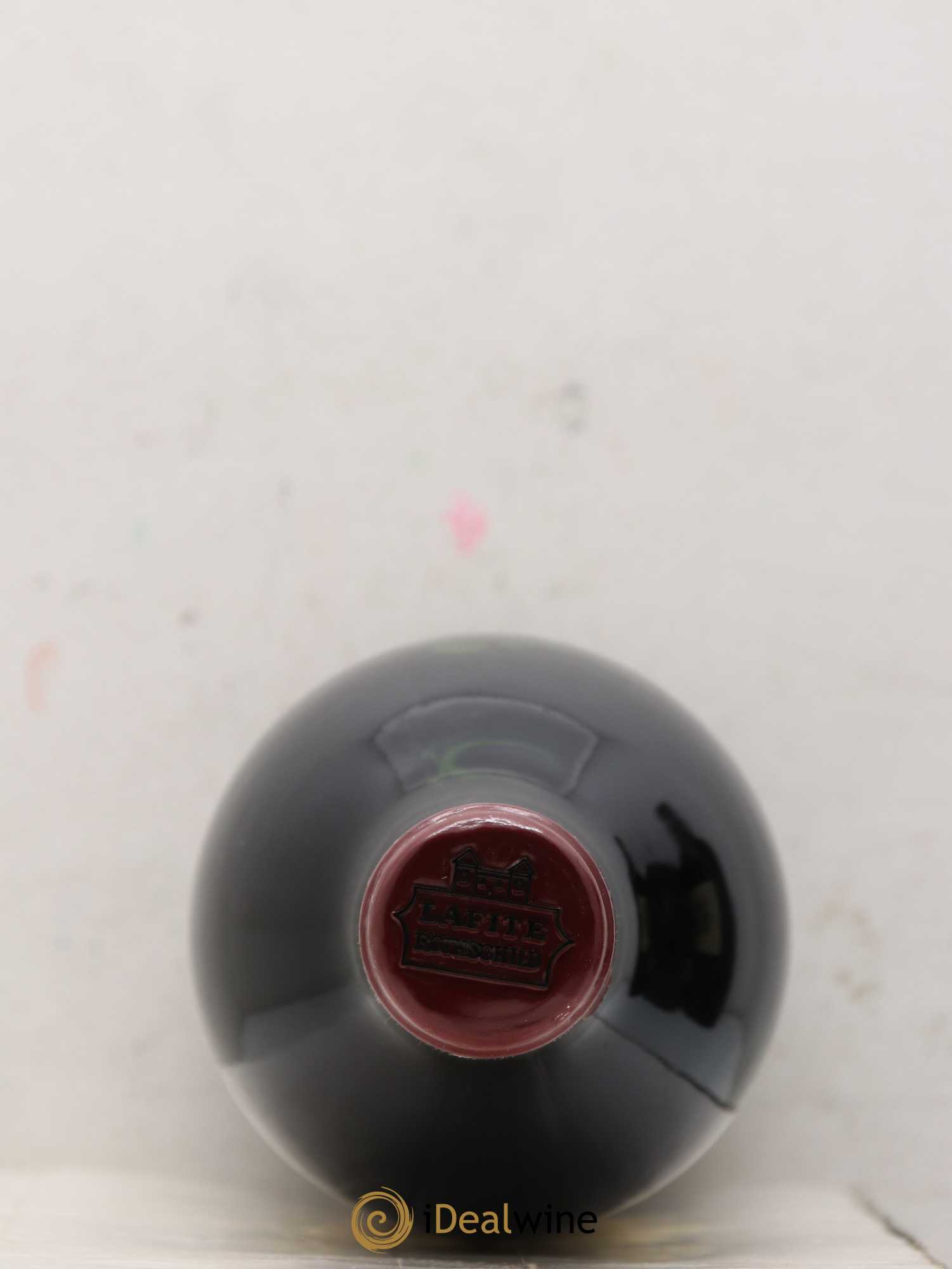 Acheter Château Lafite Rothschild 1er Grand Cru Classé 1993 (lot: 6969)